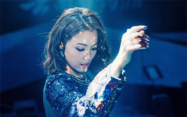 妈妈的话吉他谱_Zyboy忠宇_C调原版弹唱六线谱_高清图片谱 - Young吉他